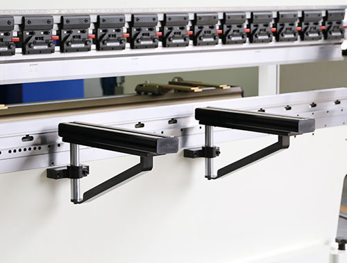 Press Brakes (CNC/Hydraulic Sheet Metal Press Brake Machine)